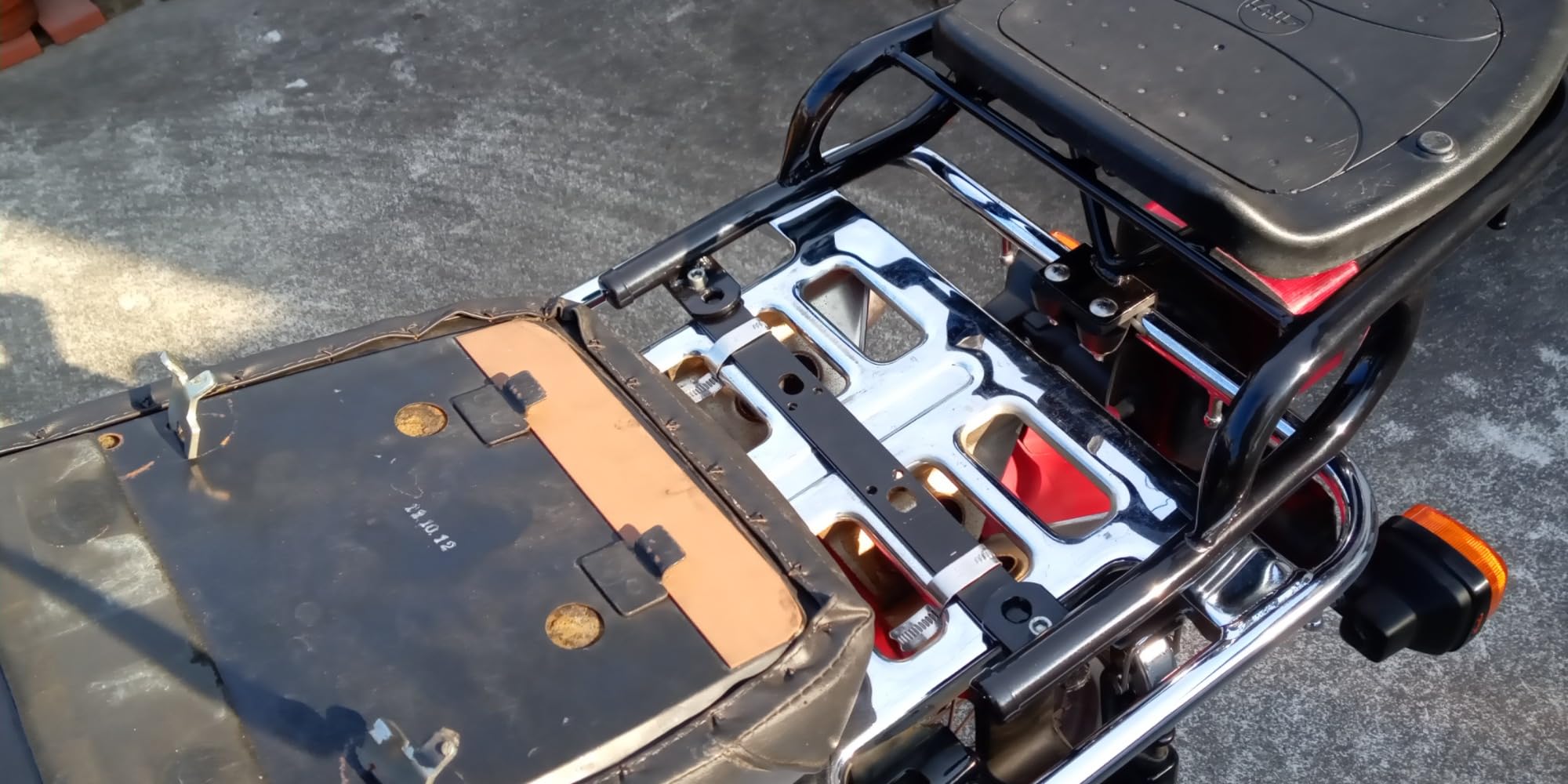 Amazon | R-SPACE トップケースキャリア ブラック ホンダ CT125 ハンターカブ用 HONDA (JA55・JA65) アールスペース TOP CASE CARRIER ...