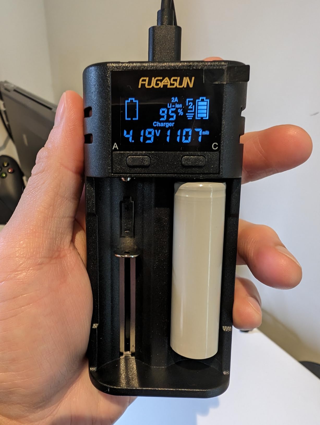 21750 21700 Charger, Intelligent LCD 18650 Battery Charger 21750 21700 ...