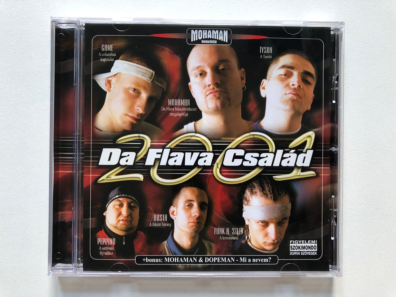 Da Flava Csalad 2001 : Various Artists: Amazon.in: Books