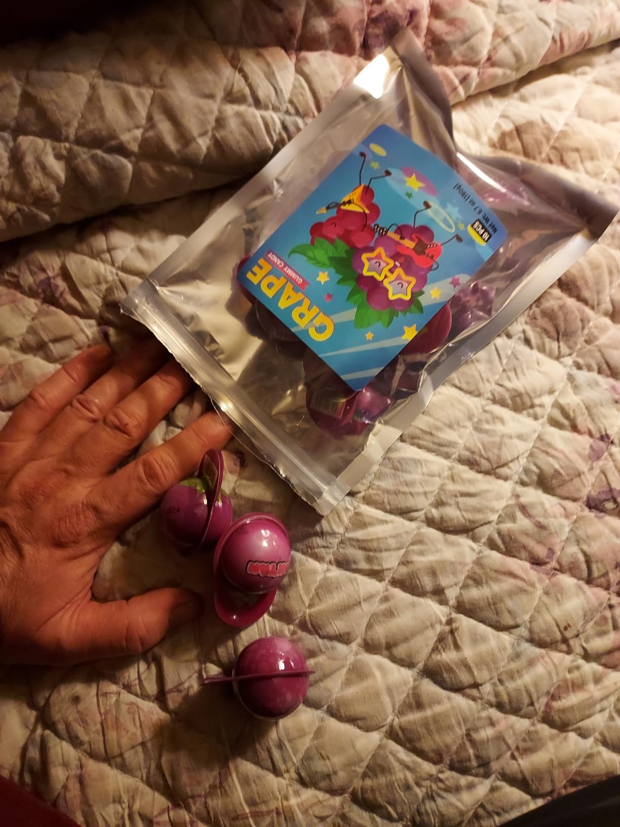 Amazon.com : Gummy Candy - Large Jelly Filled Gummies - Grape Candies ...