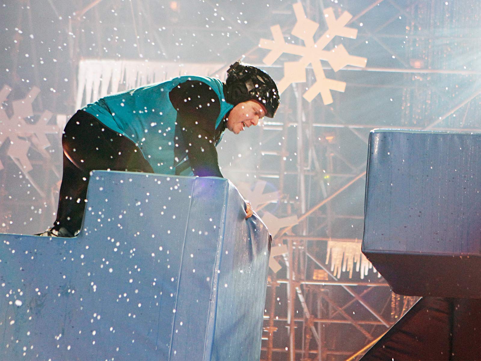 Watch Wipeout USA | Prime Video