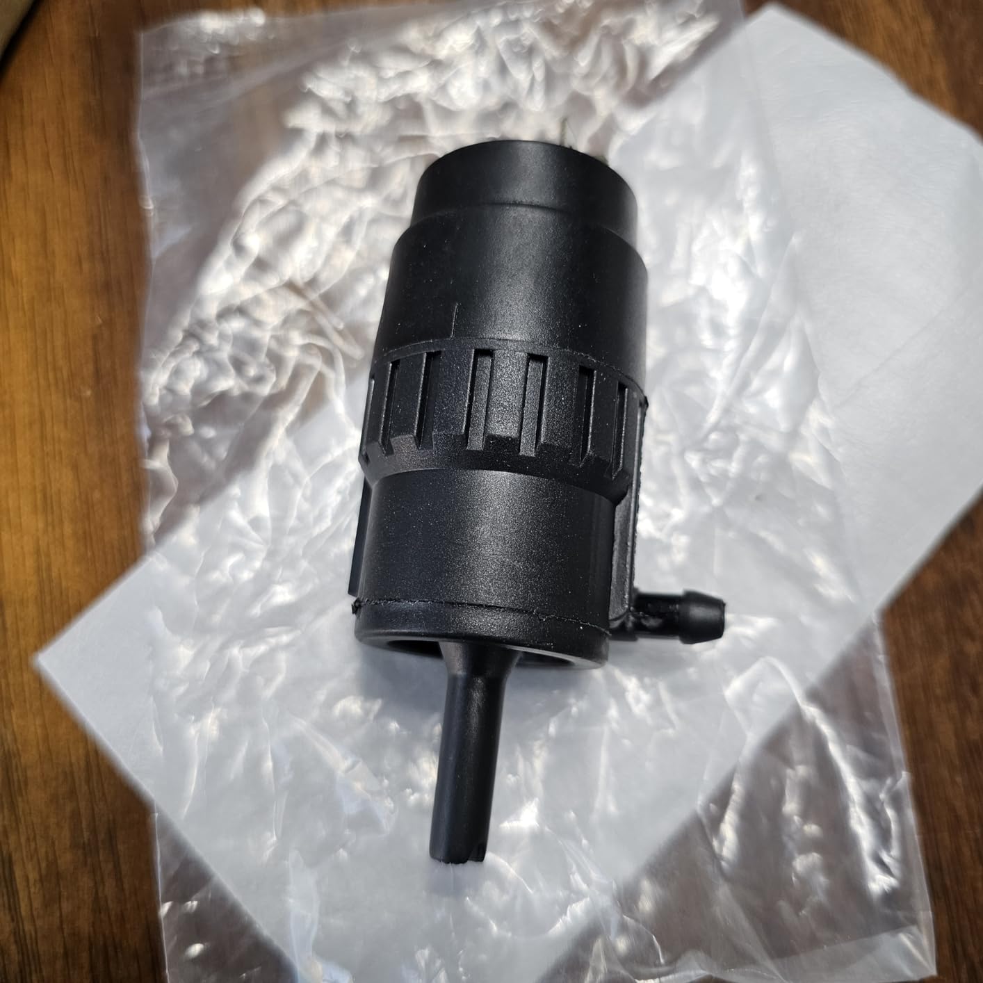 Amazon.com: DEVMO Windshield Washer Squirter Pump 066011A Compatible ...