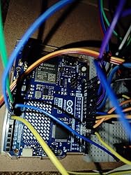 Arduino UNO R4 WiFi - Renesas RA4M1 / ESP32-S3 - Wi-Fi, Bluetooth, USB ...