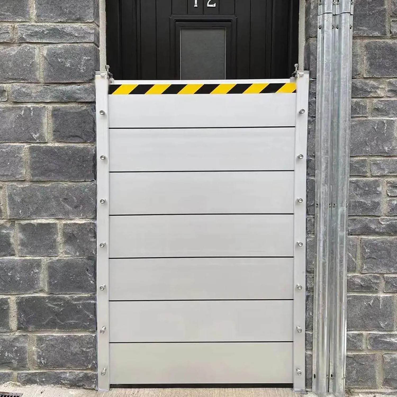 Reusable Metal Flood Panel Barrier, Water Stopper Flood Barrier Outside ...