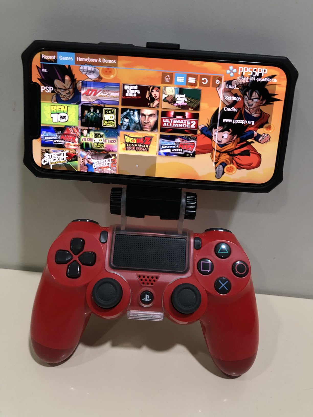 New World Mobile holder for PS4 Controller Smart Phone Clip Mount ...