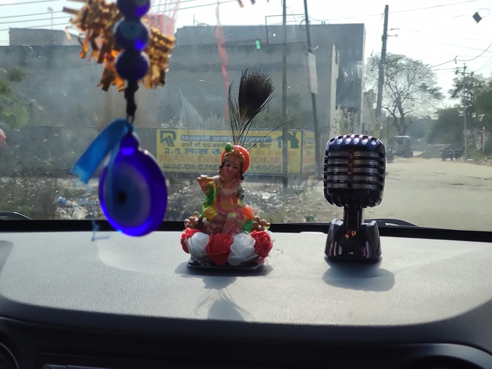Unique Palette Krishna Idol for Car Dashboard | Beautifully Crafted ...