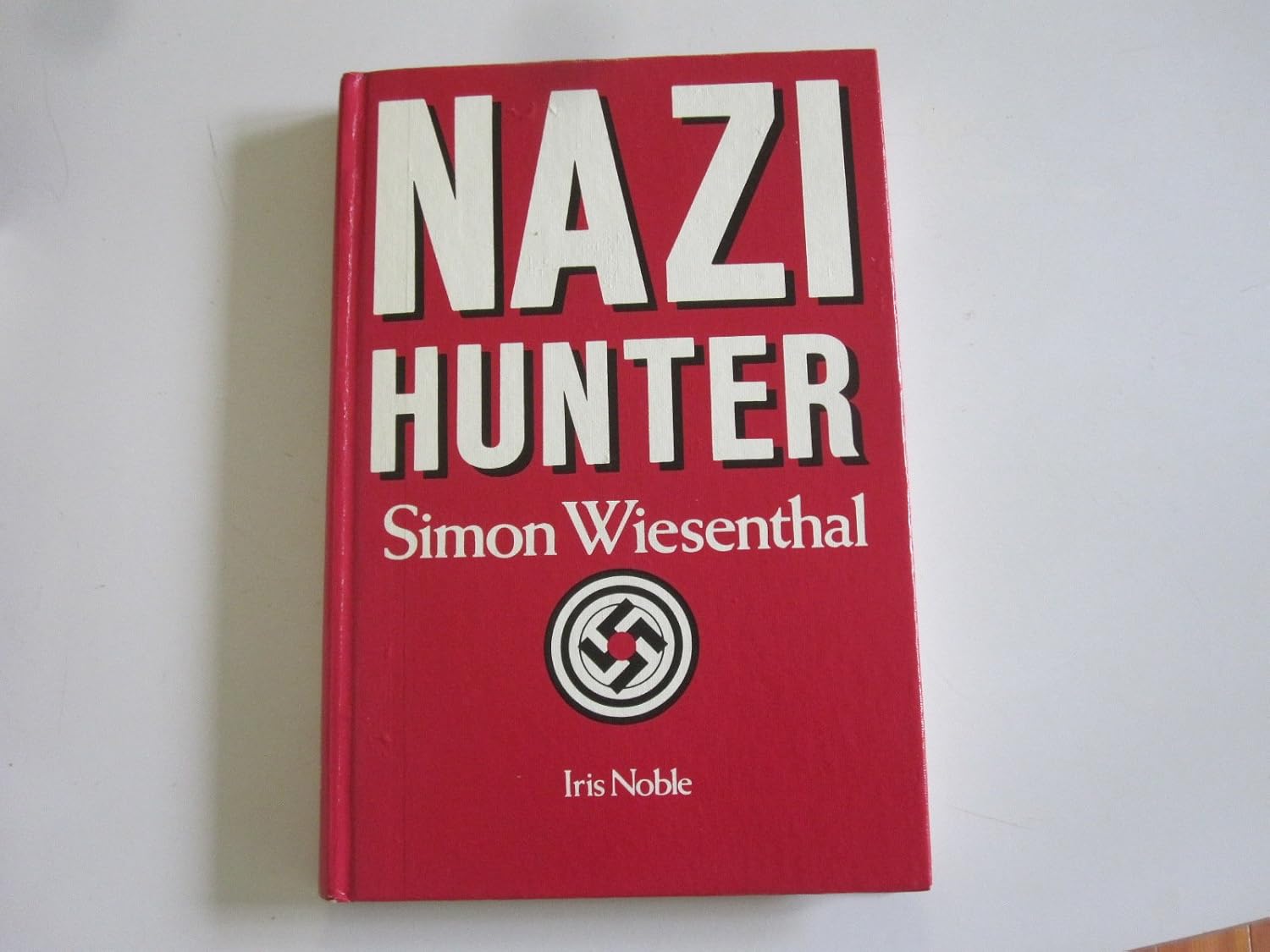 Amazon | Nazi Hunter, Simon Wiesenthal | Noble, Iris | Cultural & Regional