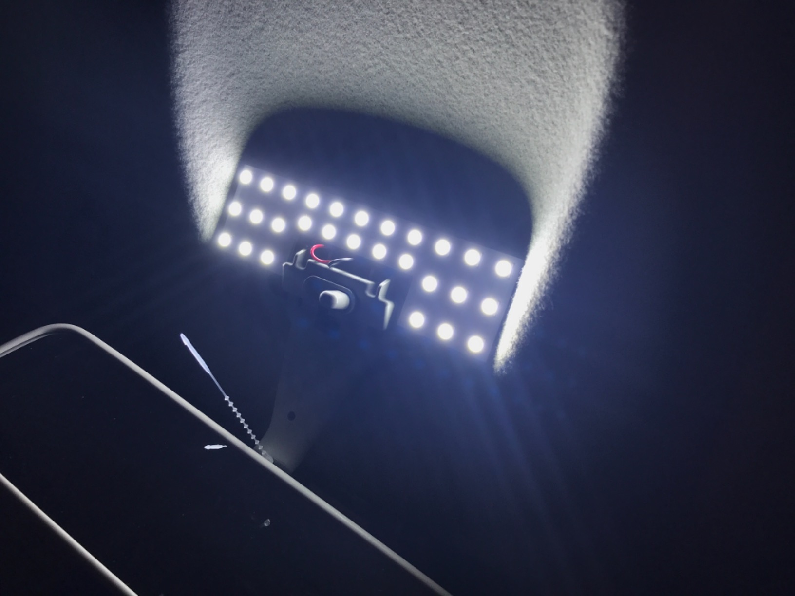 Amazon.co.jp: 2LOOP(ツーループ) 3チップSMD2点 エブリィワゴン DA17W DA64W 系 標準ルーフ車専用 LEDルームランプ -純白光 : 車＆バイク