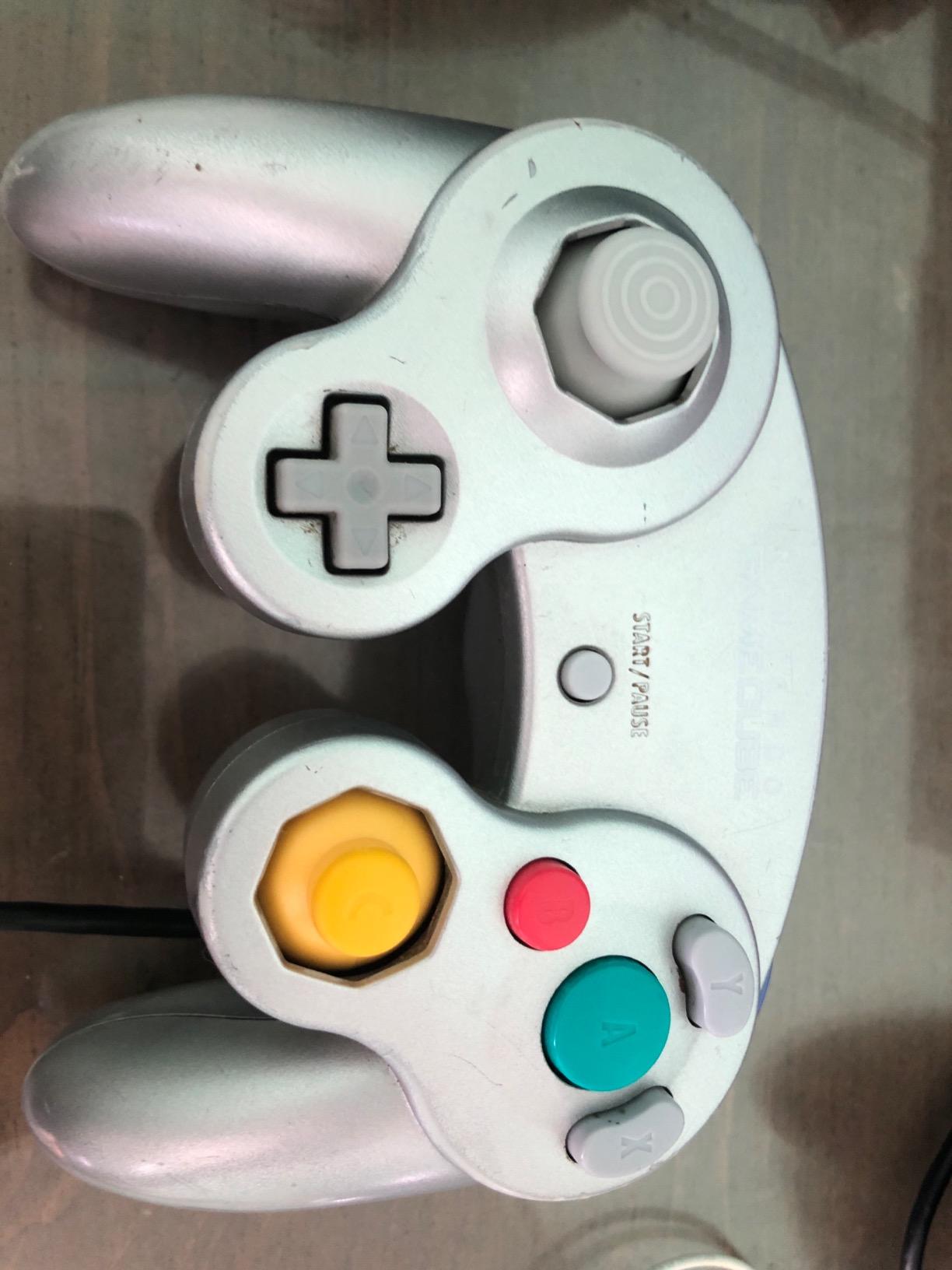 Amazon.com: Official Nintendo Classic Gamecube Controller Silver (Japan ...