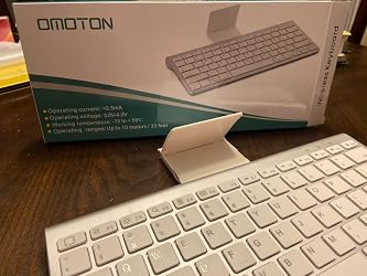 OMOTON Ultra-Slim Wireless Bluetooth Keyboard Compatible with All iPad ...