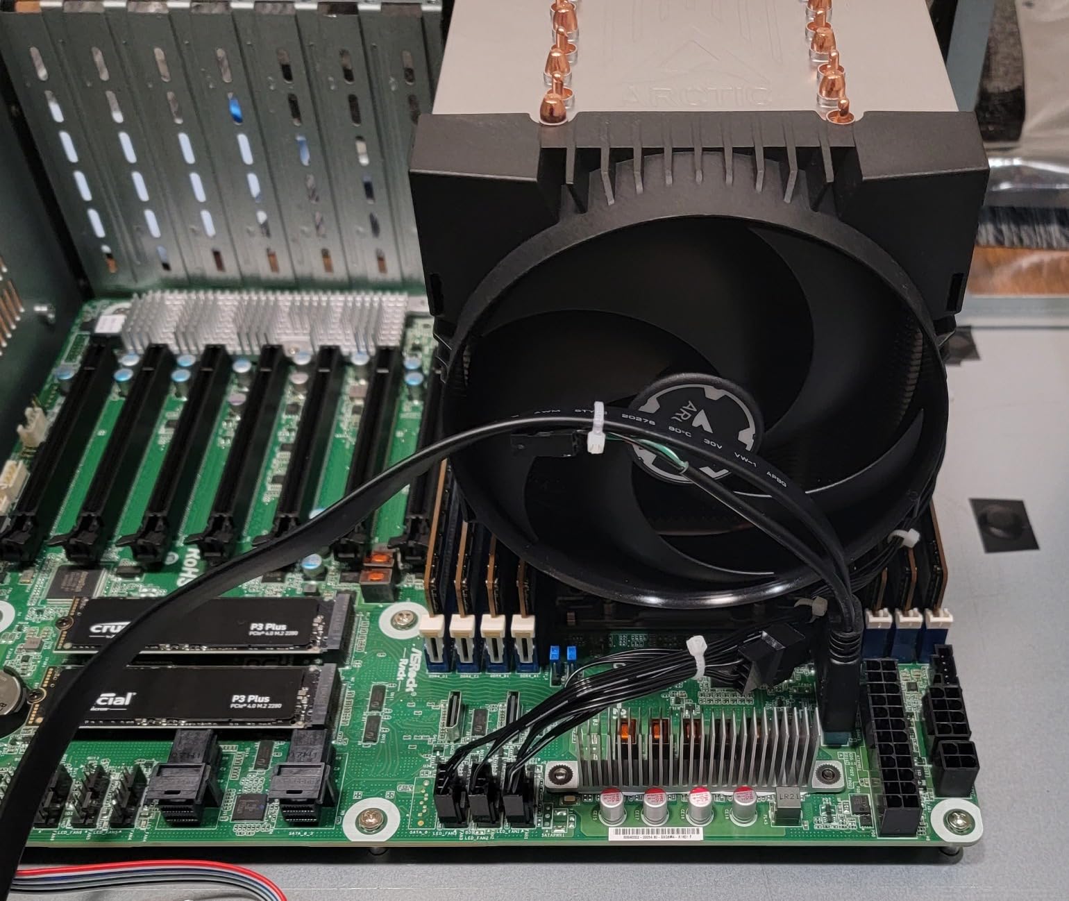 Amazon.com: ARCTIC Freezer 4U-M for AMD: SP6, sTR5, SP3, TR4, sTRX4 ...