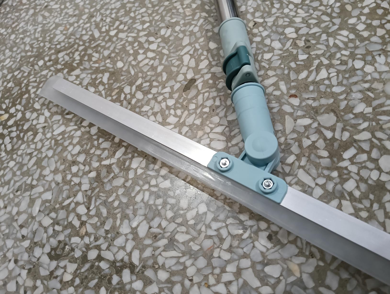 Cello Kleeno Standee Floor Wiper| Flexible Rubber Lip | Brush Body ...