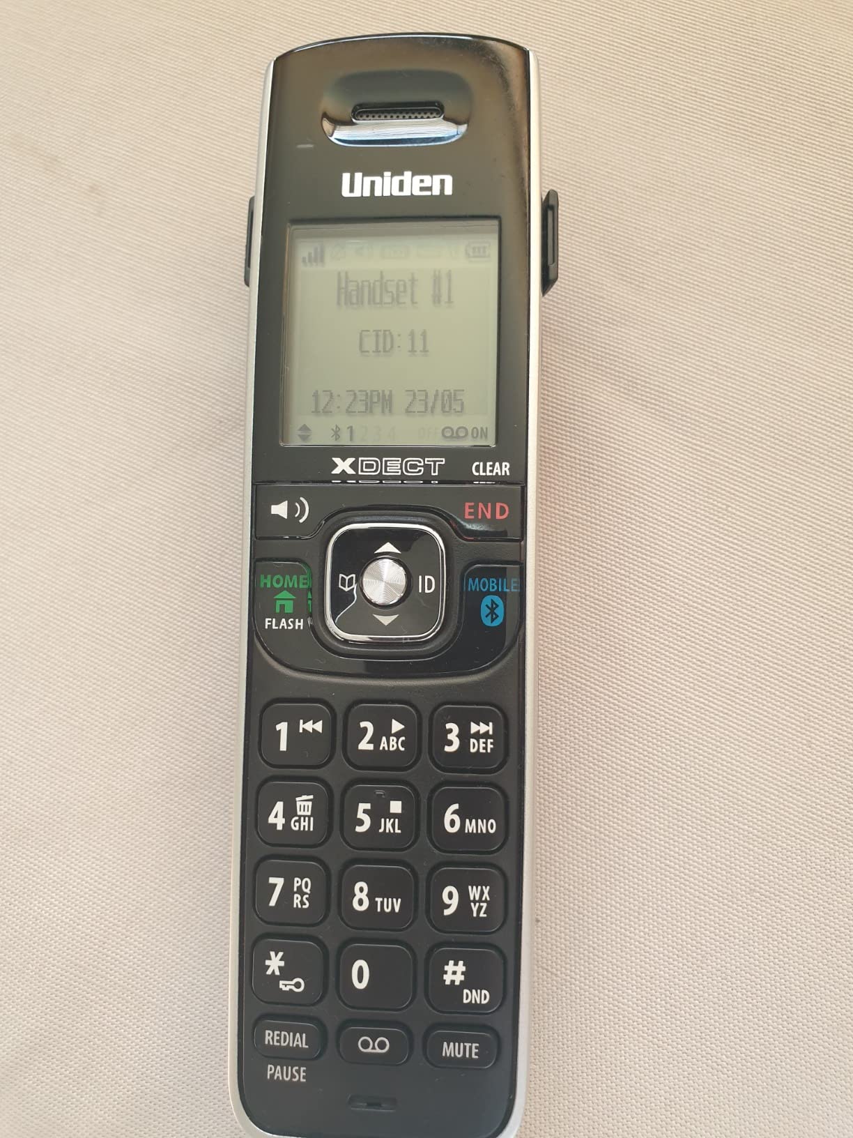 Uniden XDECT8355+ 3WPR - XDECT¨ Digital Tech + Bluetooth, Power Backup ...