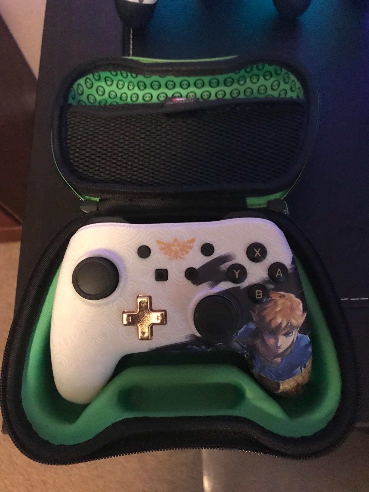 Amazon.com: Controller Carry Case - Universal Xbox One Controller and ...