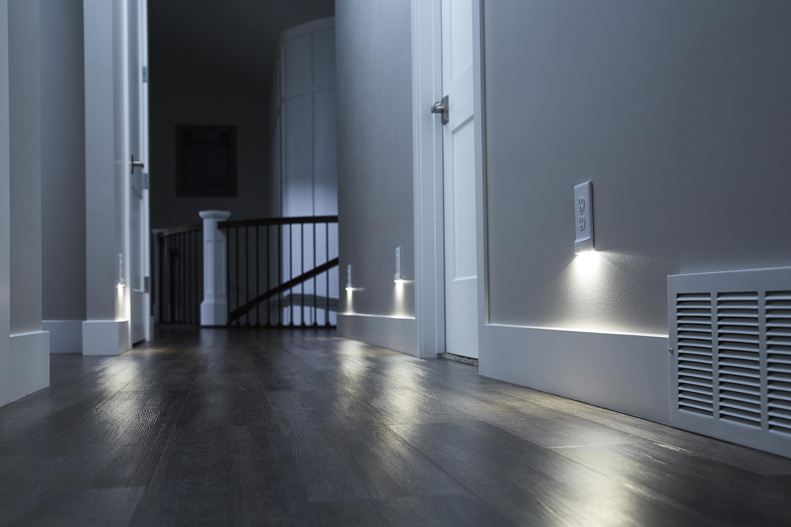 Snapklik.com : Single - SnapPower MotionLight For Decor Outlets - Motion Detecting LED Night ...