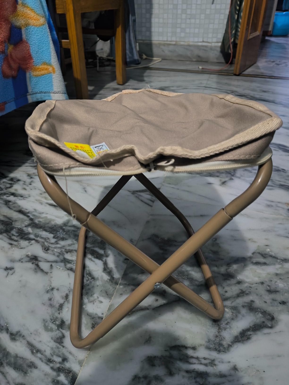 AMPLIN Handbag Folding Stool Zipper Bag Foldable Camping Chairs Picnic ...