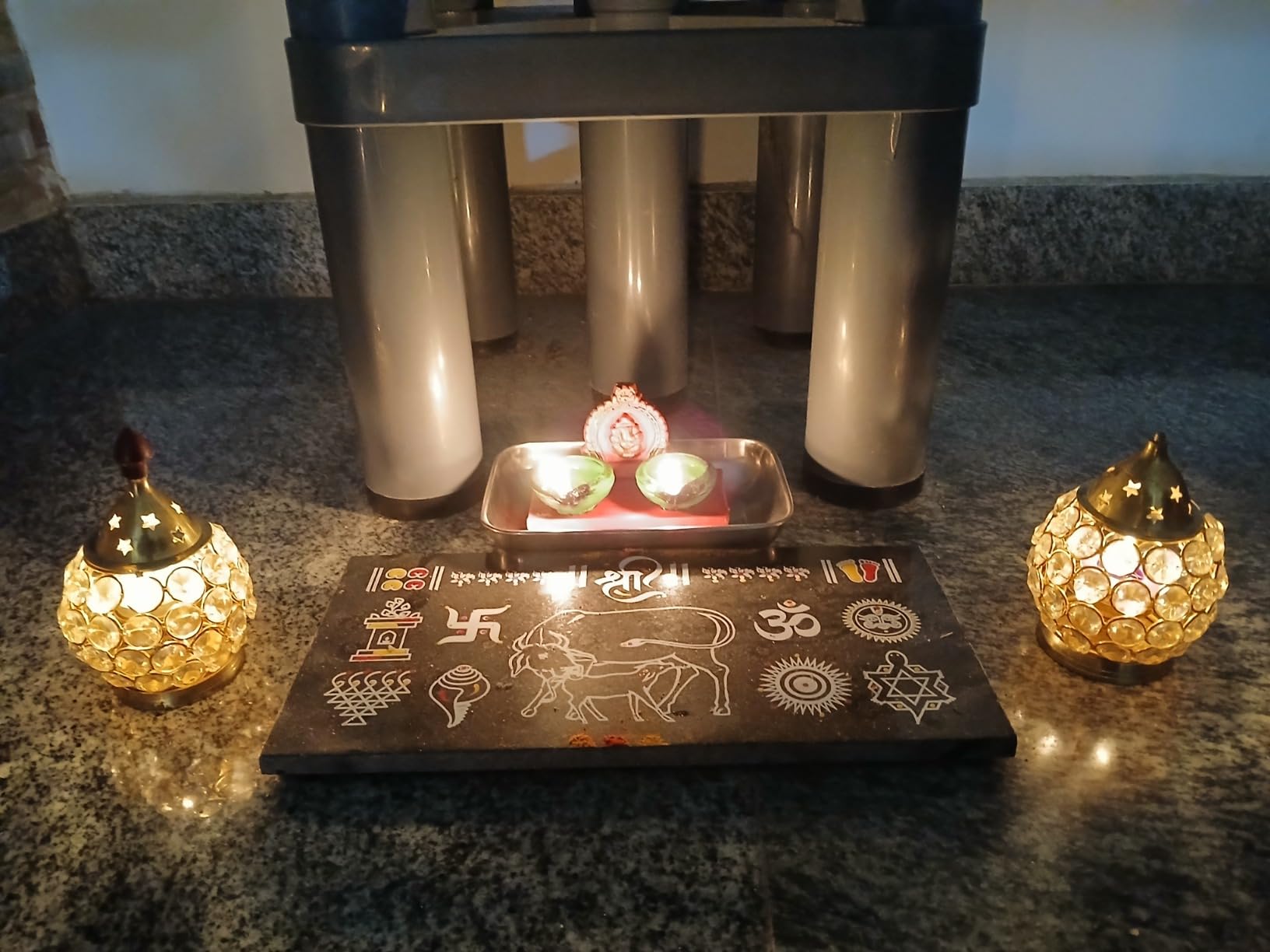 Buy CHITRASHILA Chaitrangan Rangoli on Granite Tiles 12 X 6 inch ...