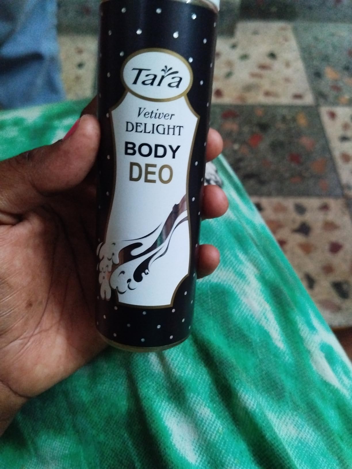 Buy Tara Vetiver Delight Body Deo (100ml) -Pack of 2 Online at Low ...