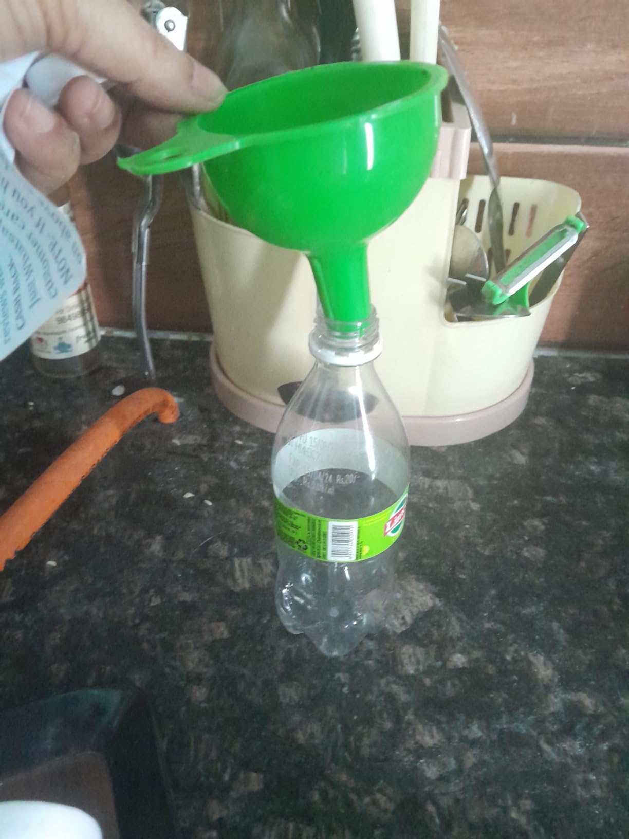 DDecora Silicone Rubber Funnel for Kitchen, Green : Amazon.in: Home ...