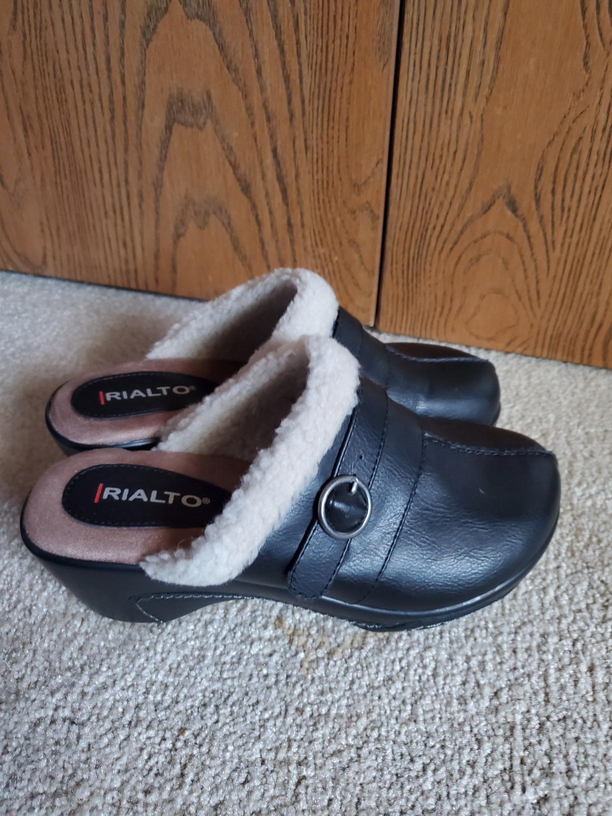Amazon.com | RIALTO Vina Dark Brown 7.5 B (M) | Mules & Clogs