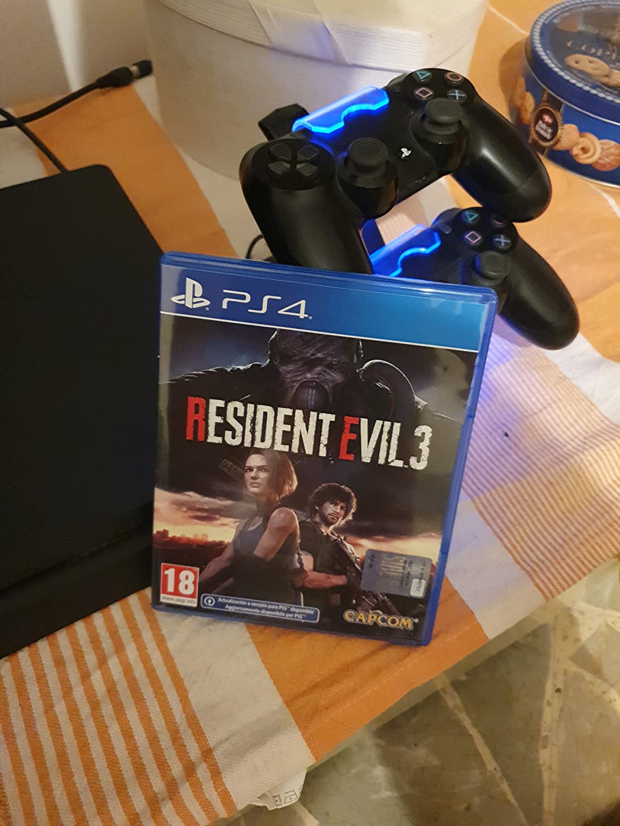 Resident Evil 3 - Playstation 4 : Amazon.it: Videogiochi