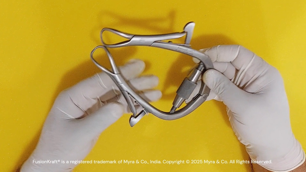 Watch FusionKraft Joll ﹙Friedman﹚ Thyroid Retractor, 6" on Amazon Live