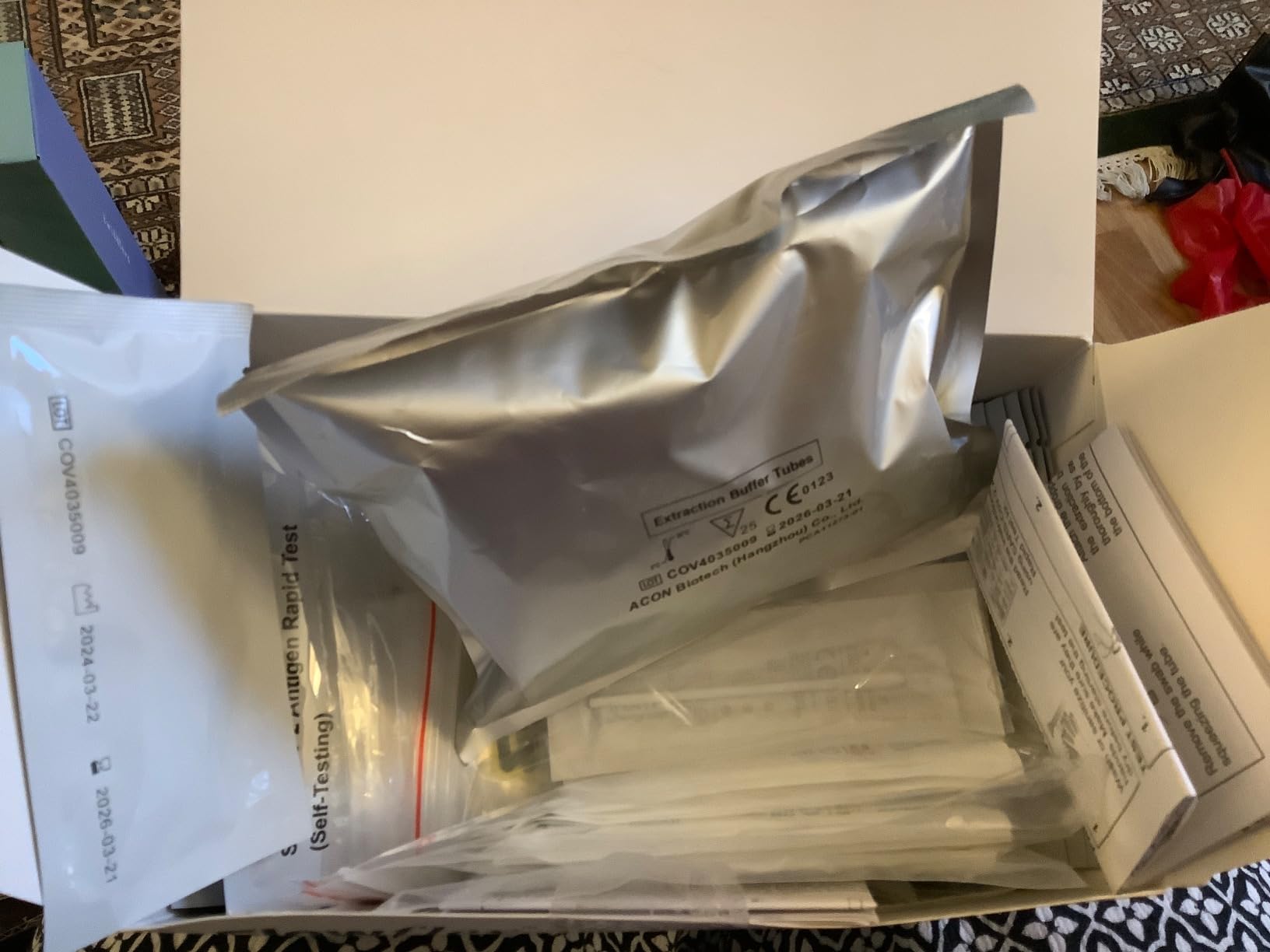 Flowflex COVID-19 Rapid Test Kit - Easy to Use Self Testing Antigen ...