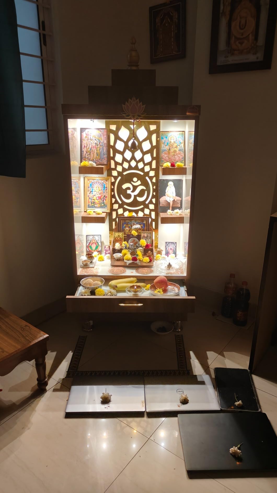 ARTOFINDIA White Brown Wooden Pooja Mandir For Home, Office | Pooja ...