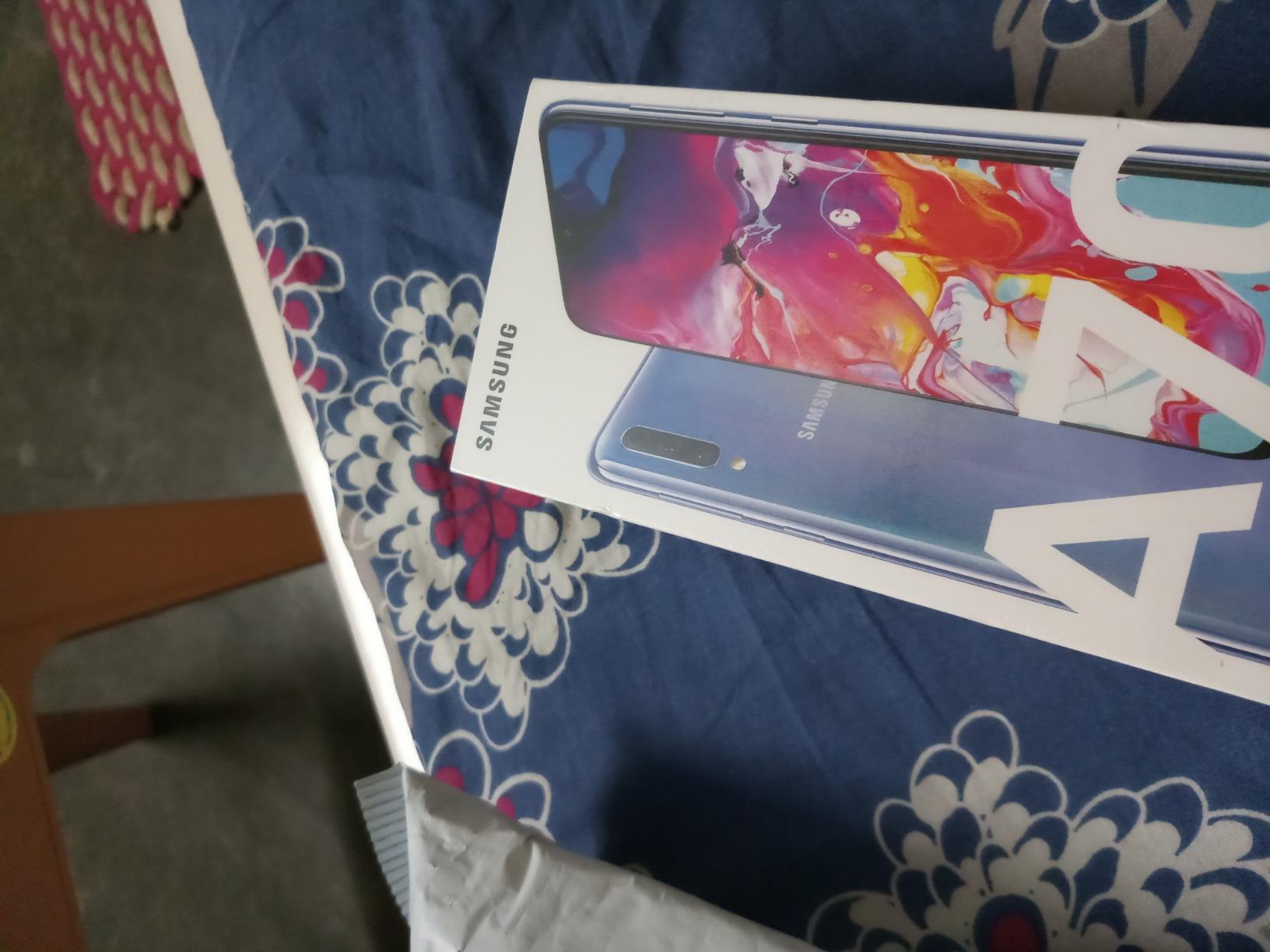 Samsung Galaxy A70 (Blue, 6GB RAM, 128GB Storage) : Amazon.in: Electronics