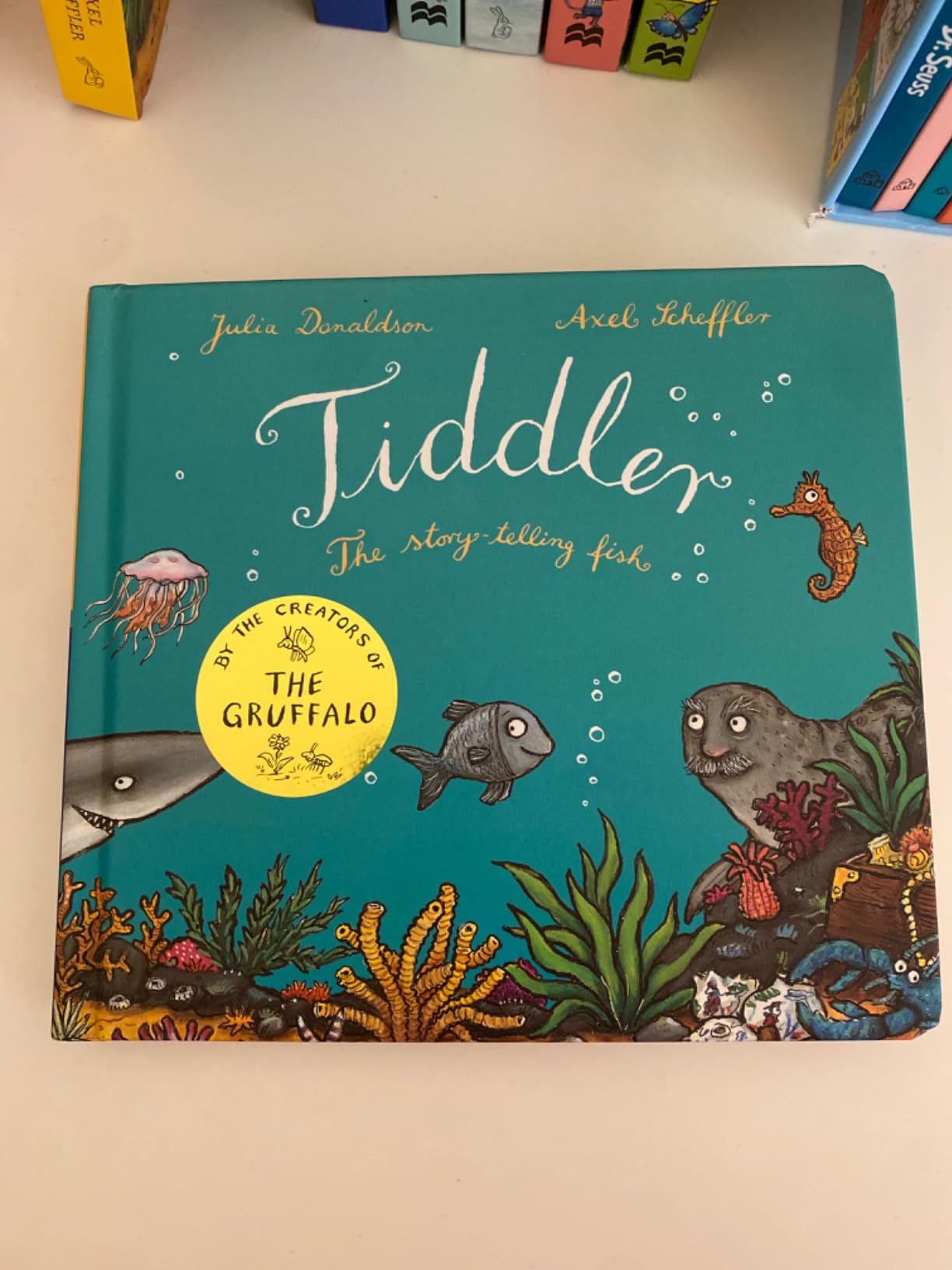 Tiddler: The Story-Telling Fish : Amazon.de: Bücher
