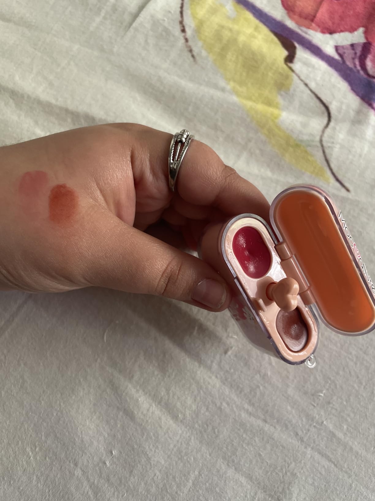 Buy Earbuds lipstick Double Lip Gloss Mirror Finish Nude Color Korean ...