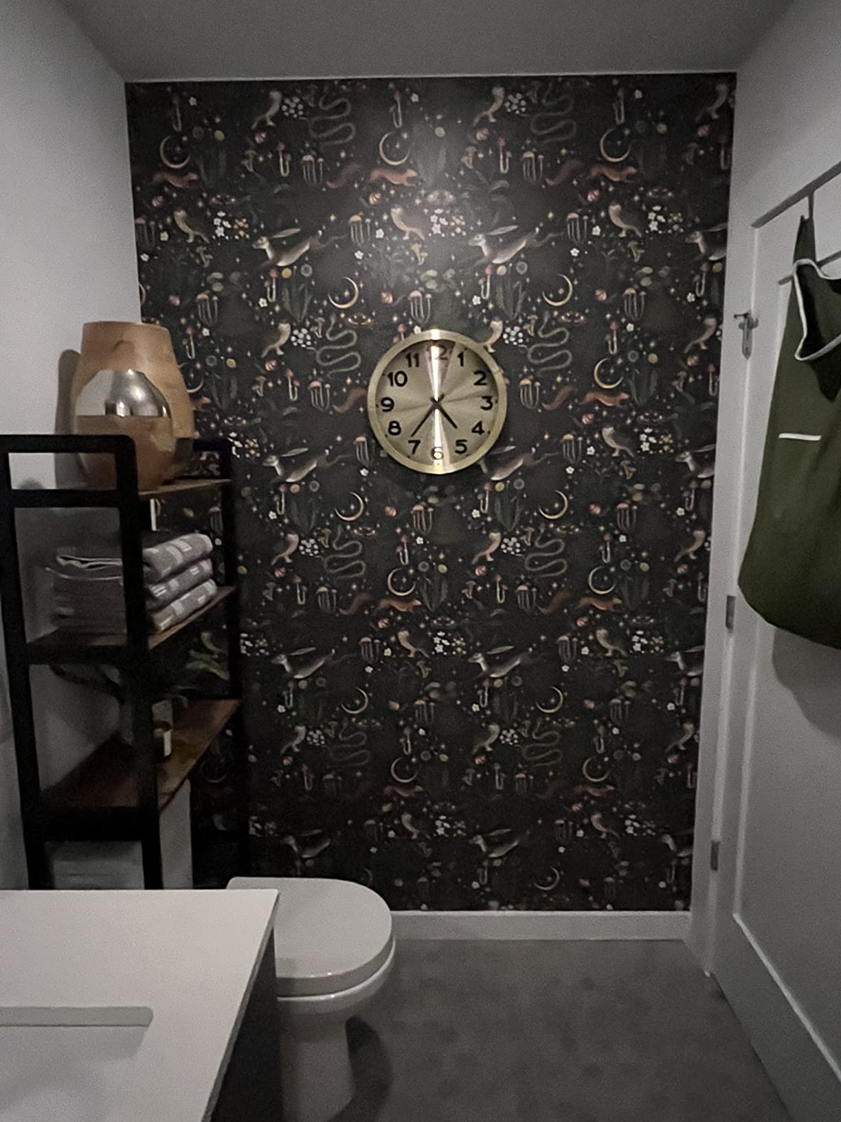 $17/mo - Finance Simple Shapes Wallpaper Above wainscott - Dark ...