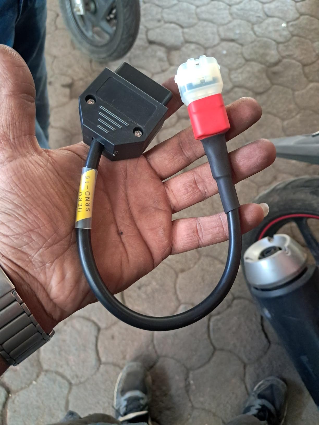 MapOut24 Hero and Xpulse Bike & Scooter obd2 Scanner elm 327 Bike OBD ...