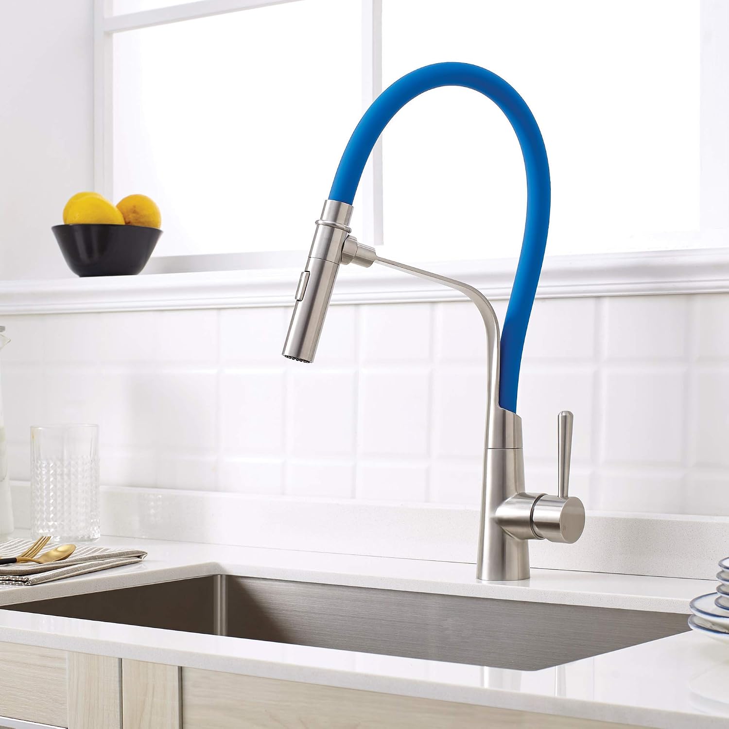 Amazon.com: TRUSTAINLESS-Single Handle- Magnetic Kitchen Faucet ...