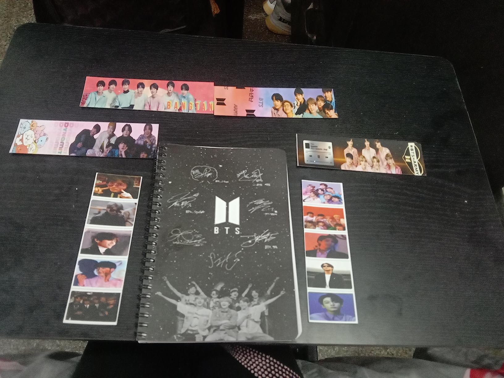 CRAFT MANIACS LATEST 2023 COLLECTION BTS BLK GRAPHIC SIGN 160 RULED ...