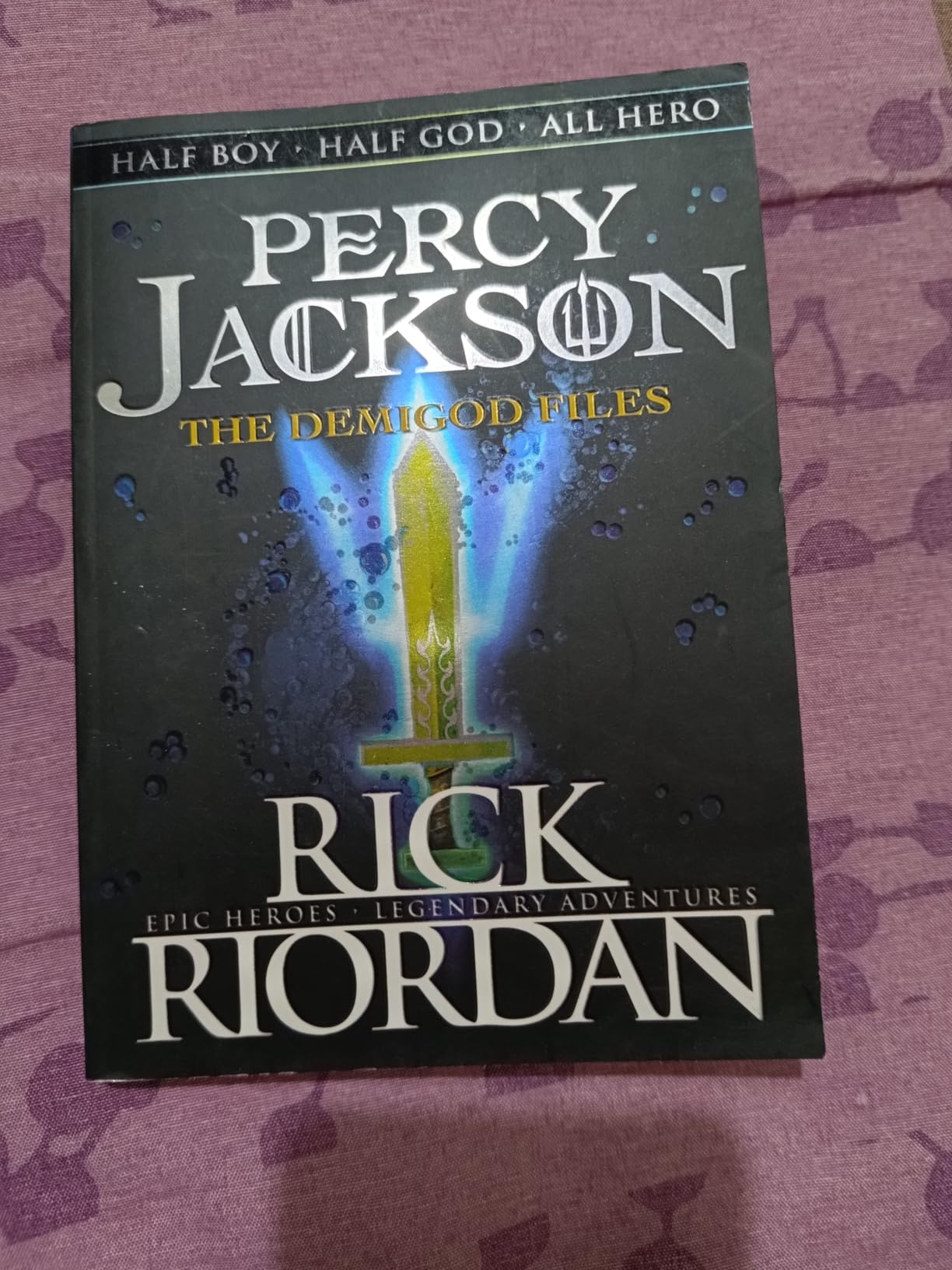Percy Jackson : The Demigod Files : Perc : Riordan, Rick: Amazon.in: Books