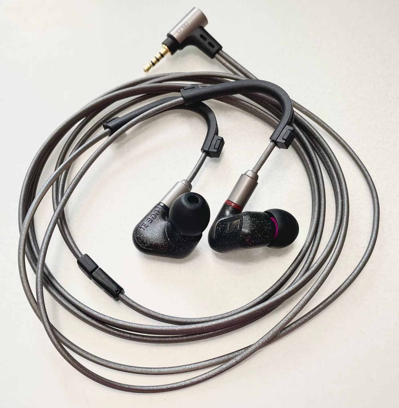 Amazon | onso 04 2.5(4極)-MMCX(L/R) L型 バランス接続用イヤホンケーブル 1.2m | onso ...