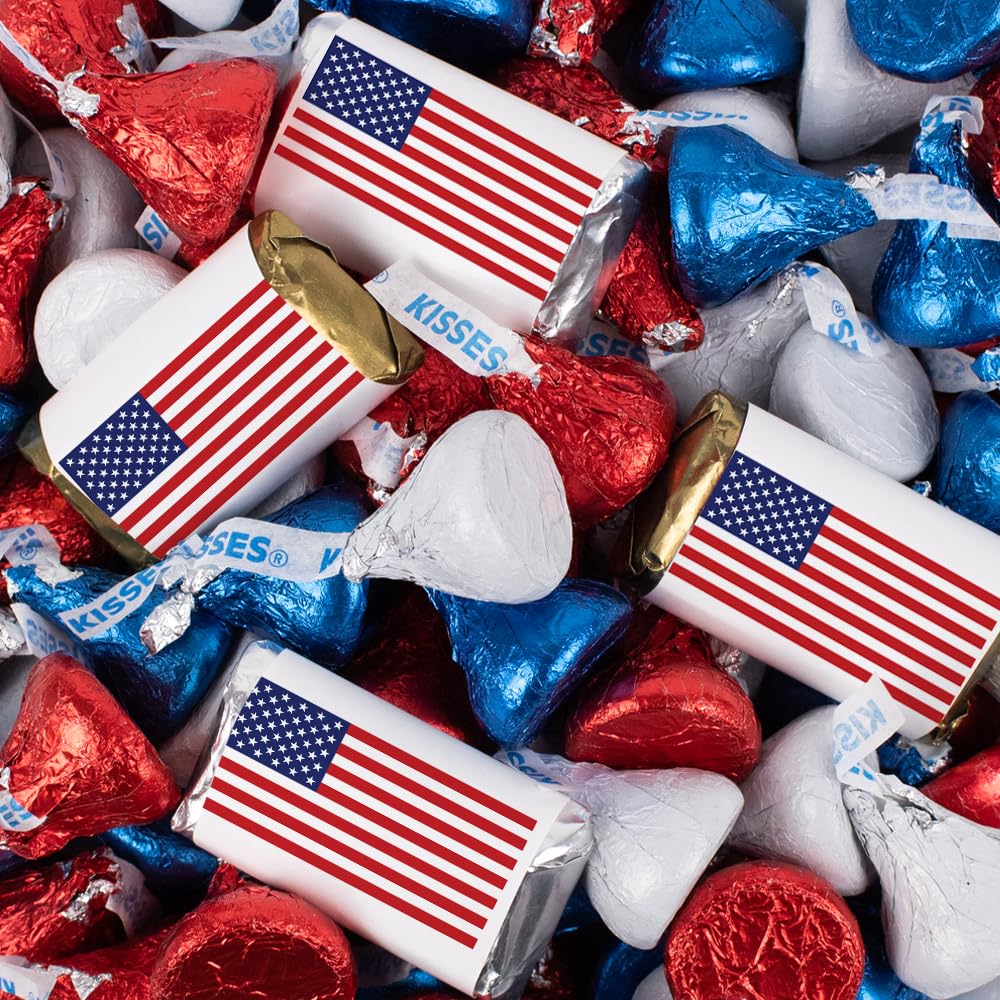 Amazon.com : 131 Pcs Patriotic Candy Red White & Blue Chocolate Mix (1. ...