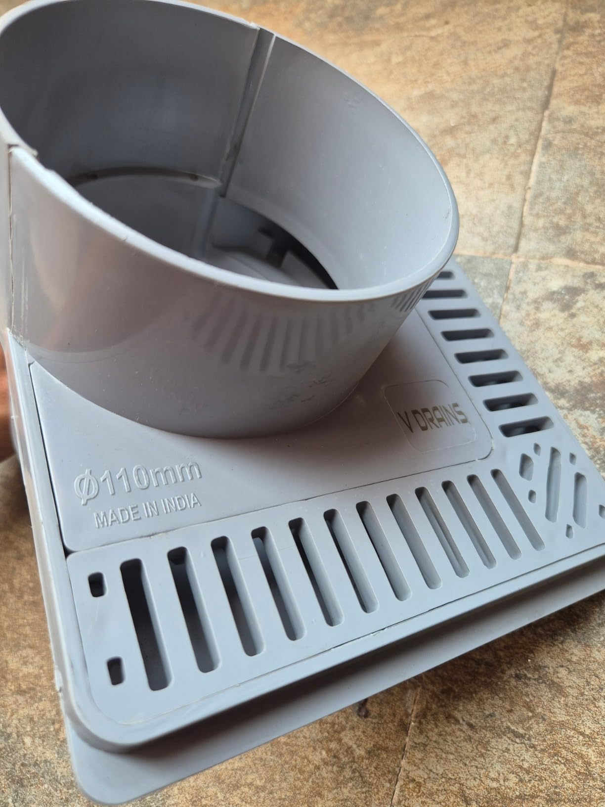 V Drains 4inch Outlet Round Corner Balcony Drains for Roof/Balcony ...