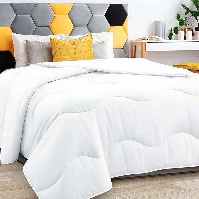 Amazon.com: MEELUS Lightweight Comforter Cooling White, All Season ...