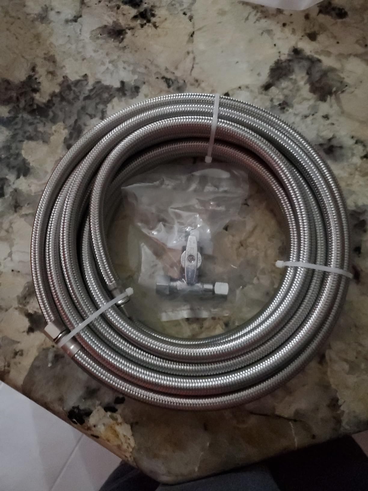 Amazon.com: Refrigerator Ice Maker Water Line Kit - 30' Braided ...