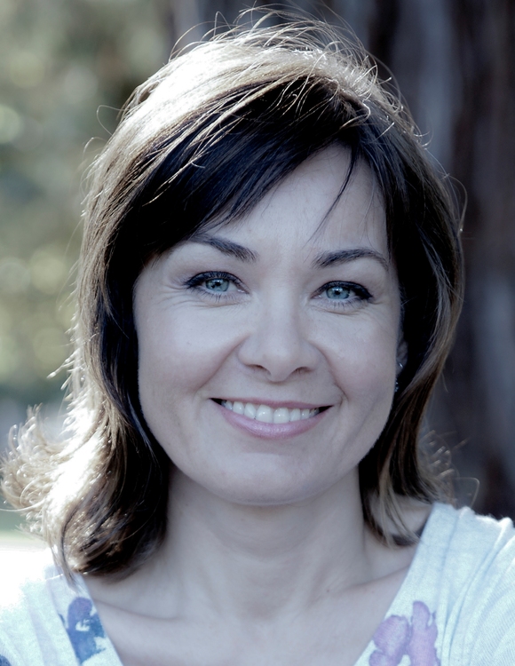 Amazon.com: Daniela Bayer: books, biography, latest update