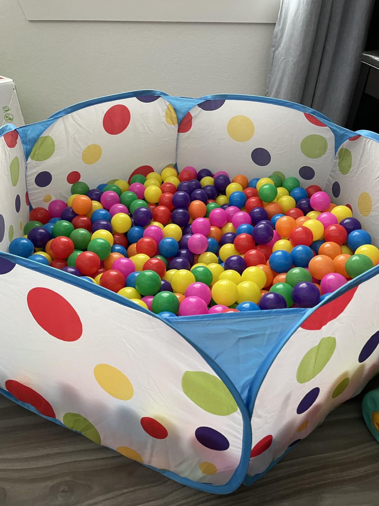 Amazon.com: YUFUL Ball Pit Balls 500pcs for Kids, Plastic Balls for ...