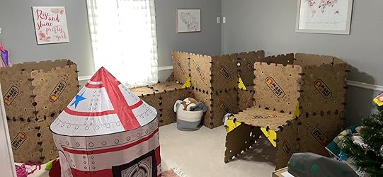 Amazon.com: Make-A-Fort Building Kit - Create Giant Indoor Forts for ...