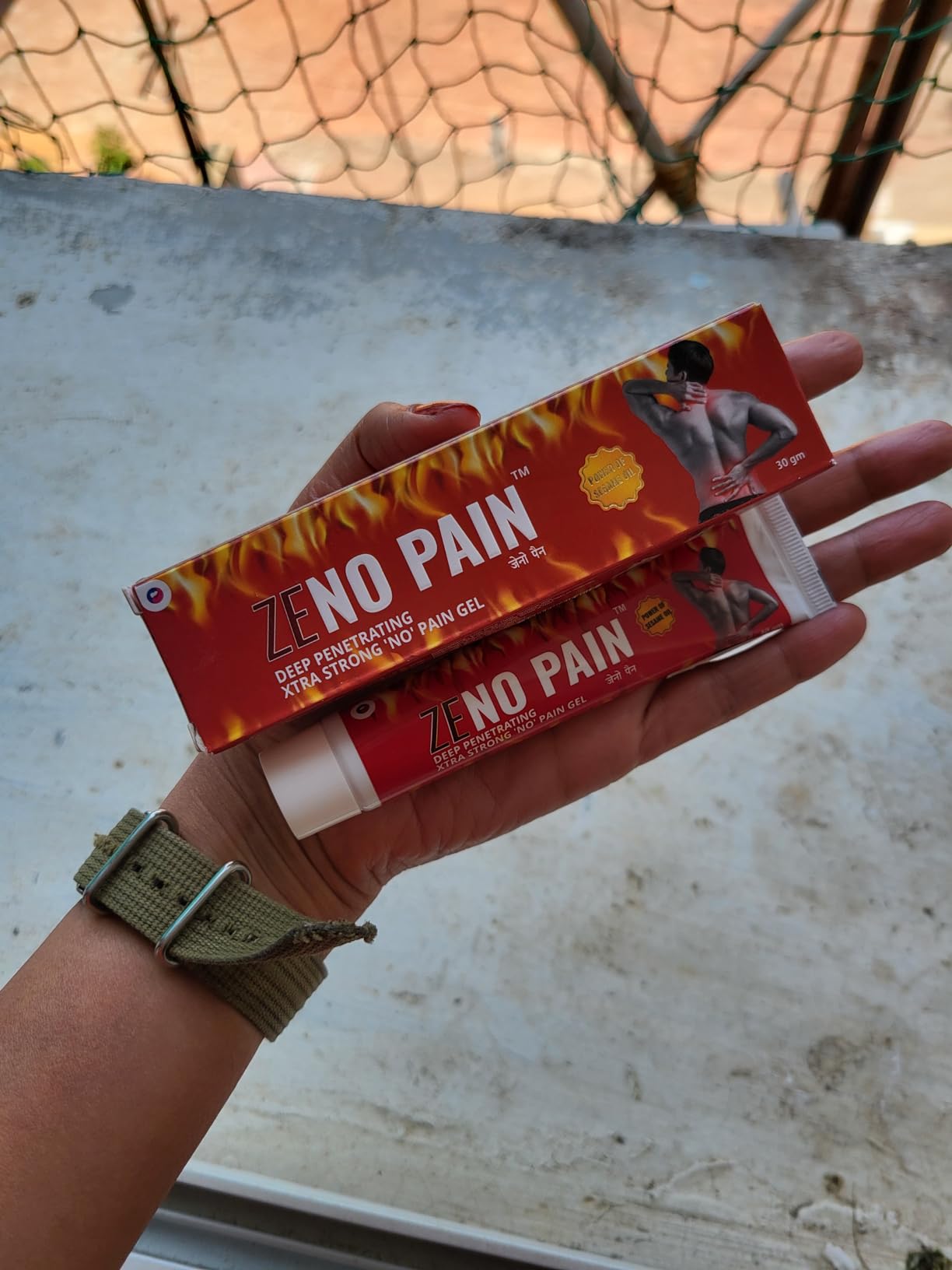 Zenopain - Pain relief gel power of sesame oil non-sticky non-staining ...