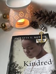 Kindred : Butler, Octavia: Amazon.ca: Books
