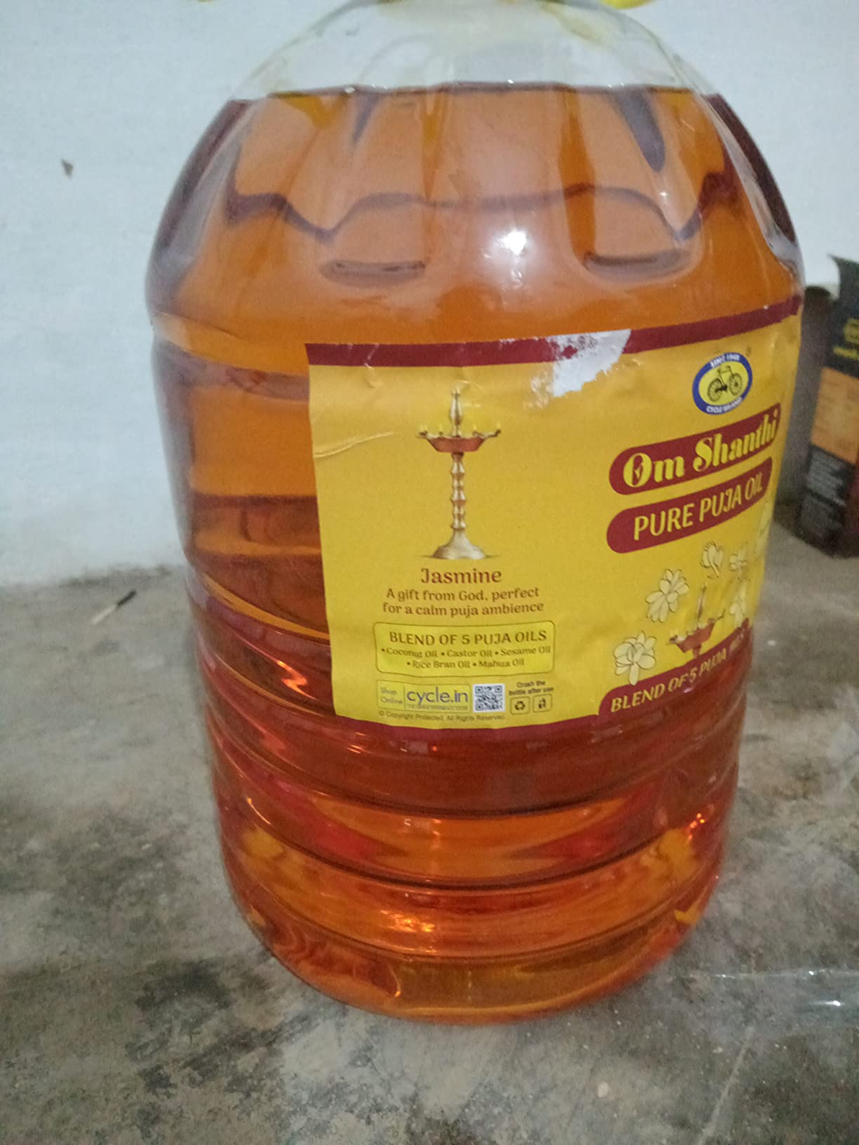Om Shanthi POOJA MADE PURE Cycle Pure Pooja Oil | Oil for Puja ...