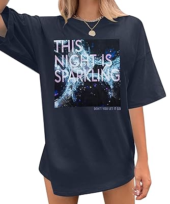 Here’s How to Style an Oversized Shirt and Look Like Money