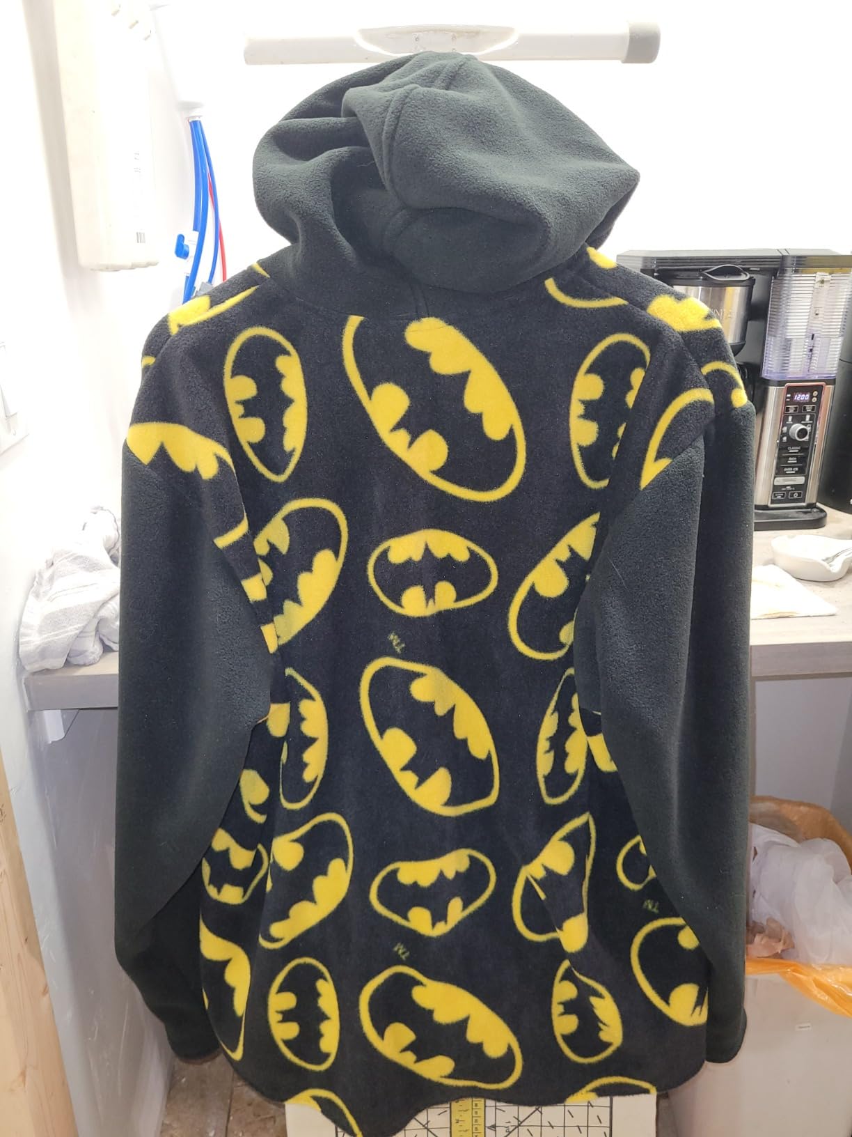 Amazon.com: Batman Logo Anti Pill Premium Fleece Fabric,Yellow on Black ...