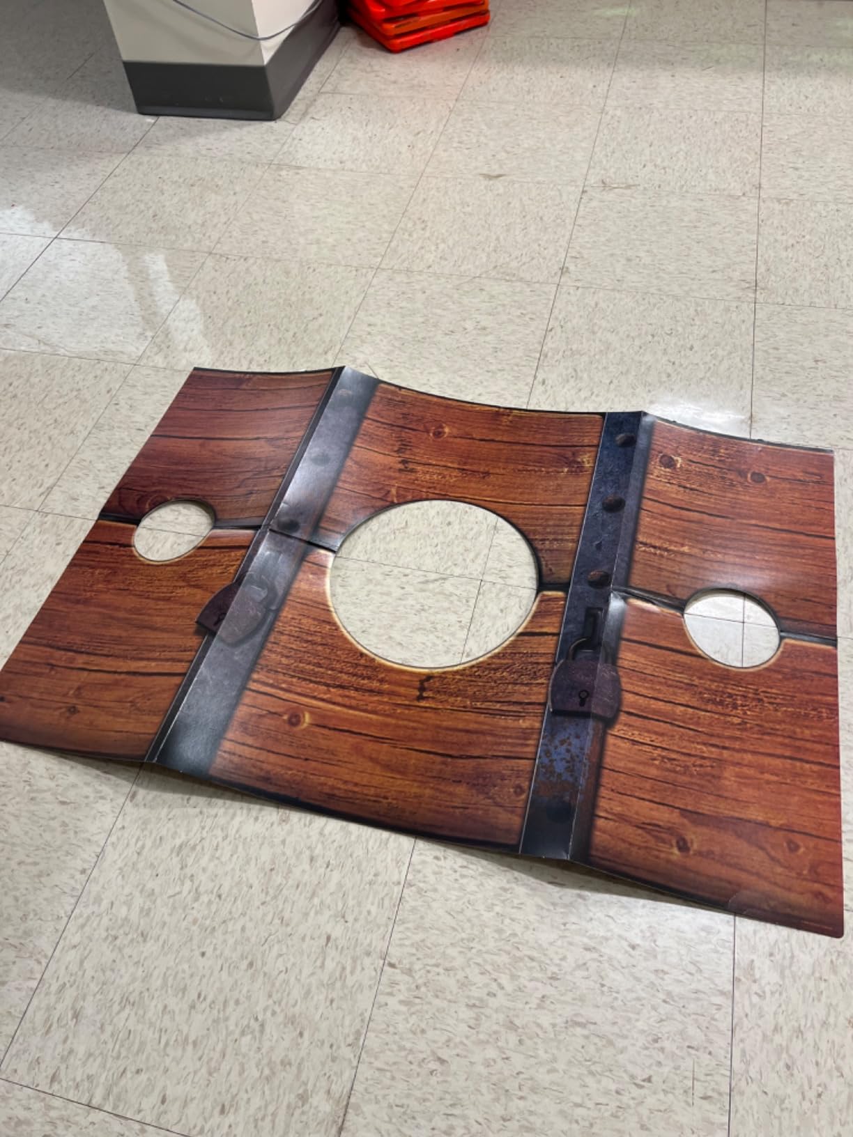 Amazon.com: Medieval Stockade Photo Prop Party Accessory (1 count) (1 ...